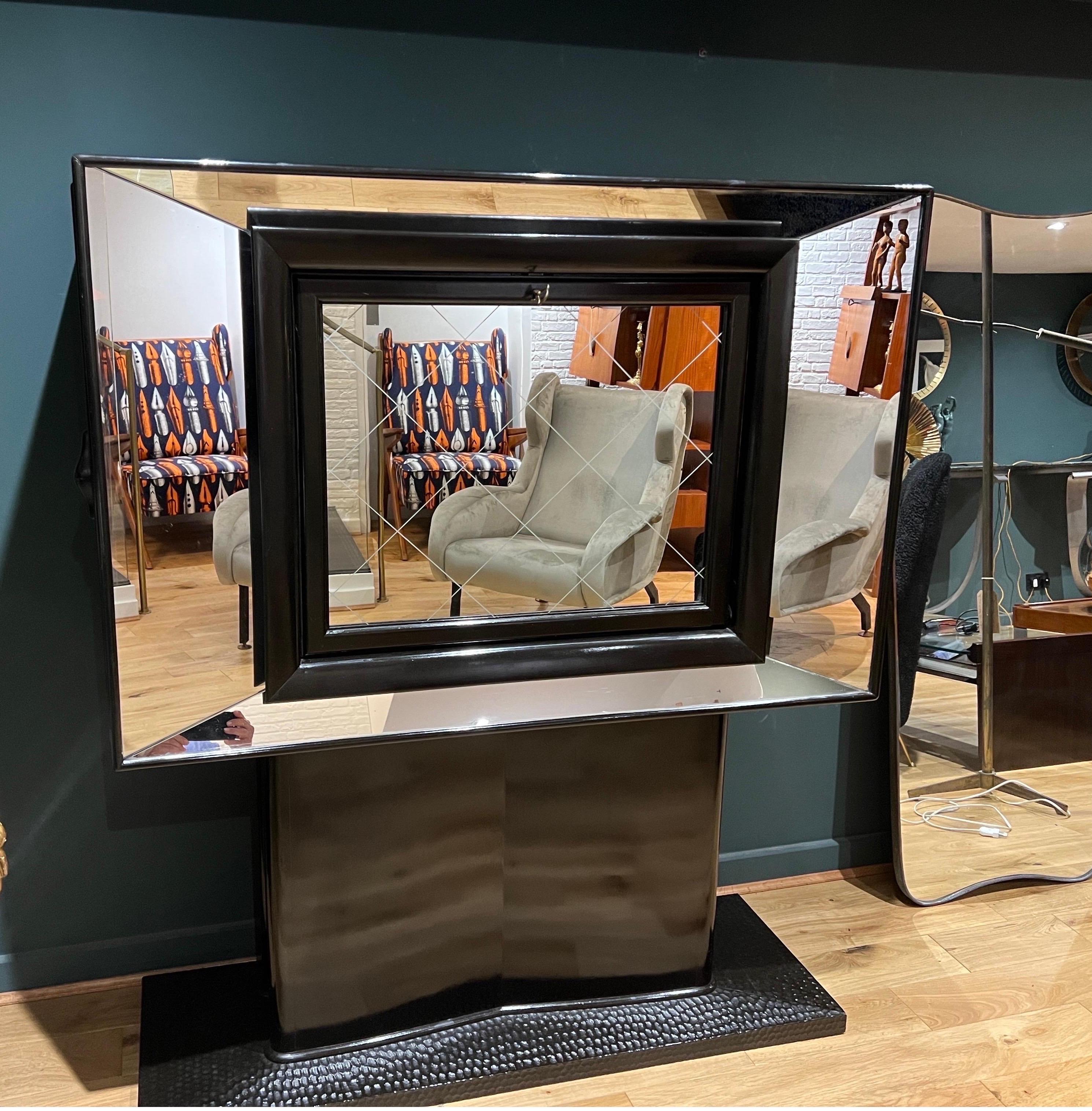 Rare mirrored with black lacquer bar cabinet by Vittorio Valabrega For ...