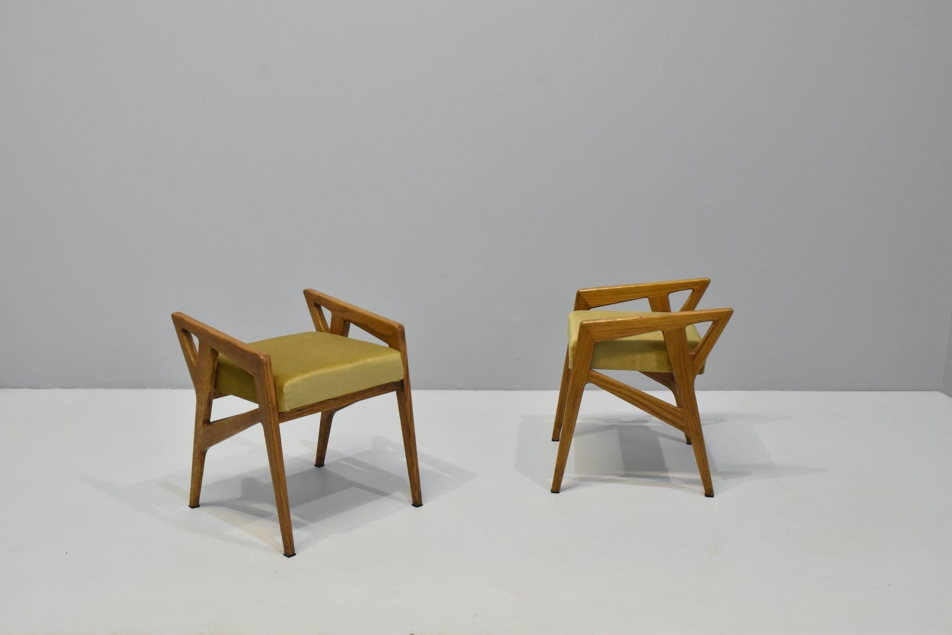 Rare Pair of Gio Ponti Arm Stools 687 for Cassina, Italy, 1953 For Sale ...