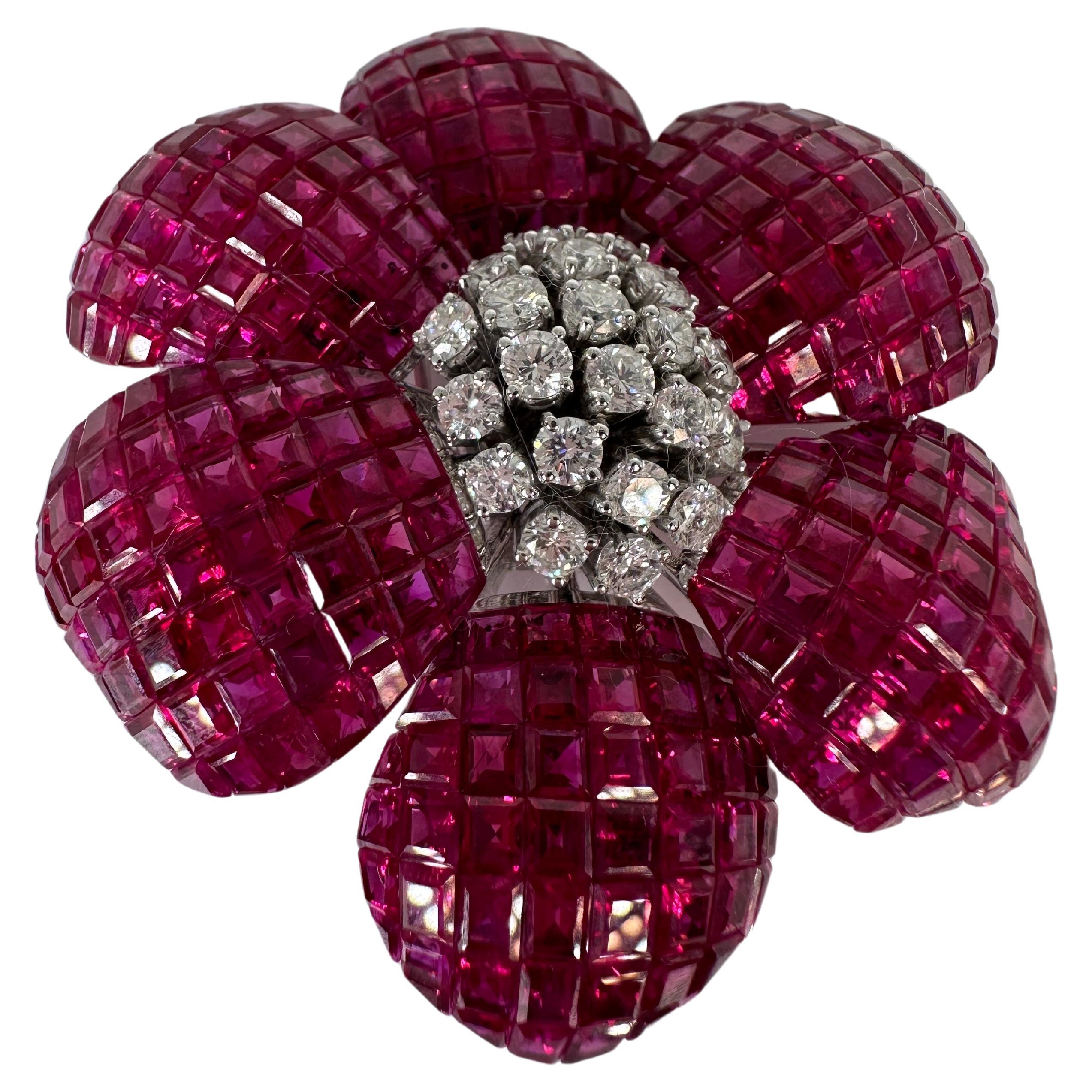 Rare ruby and diamond brooch in 18KT white gold For Sale at 1stDibs