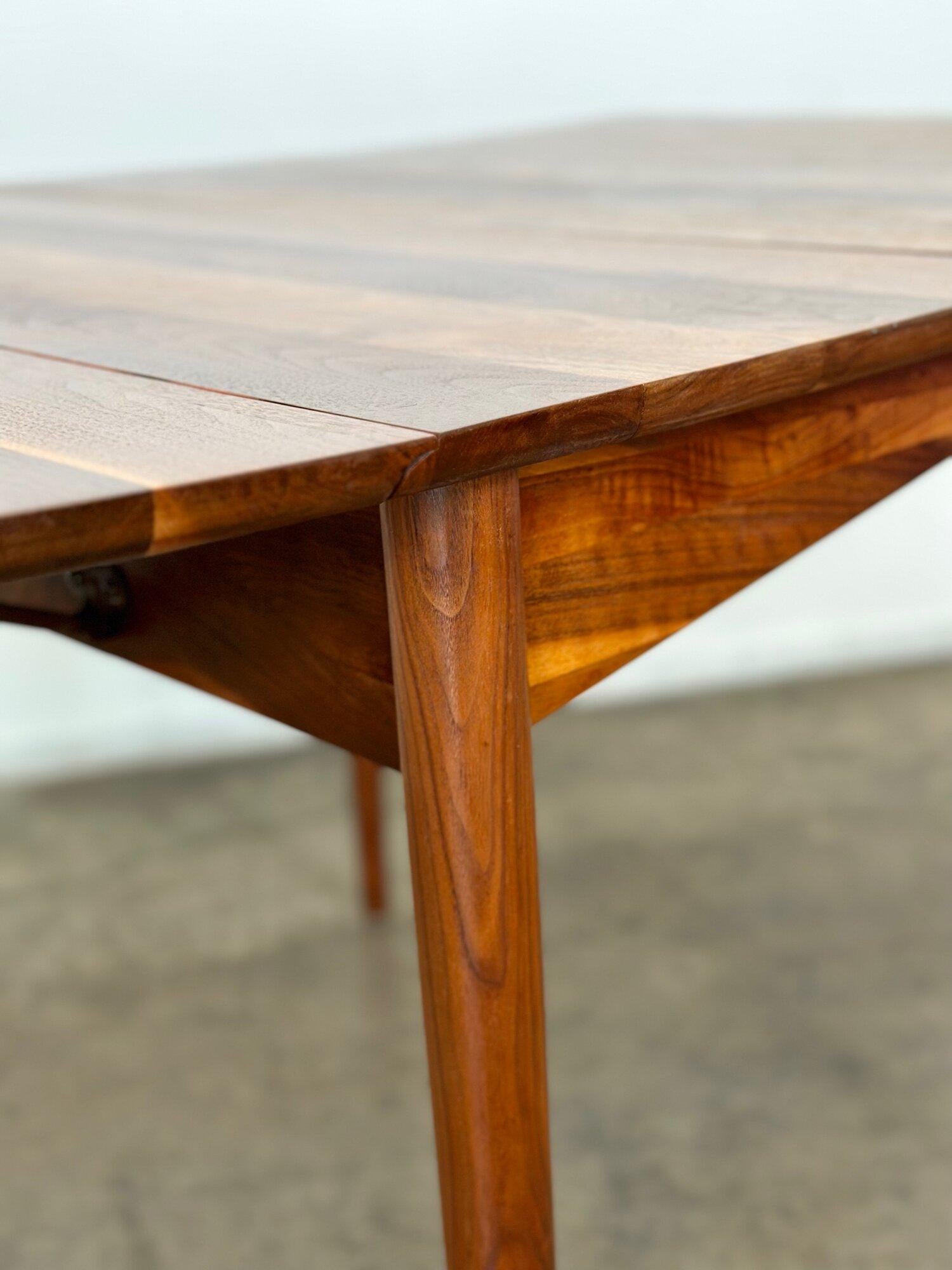 Rare Solid walnut drop leaf dining table For Sale at 1stDibs