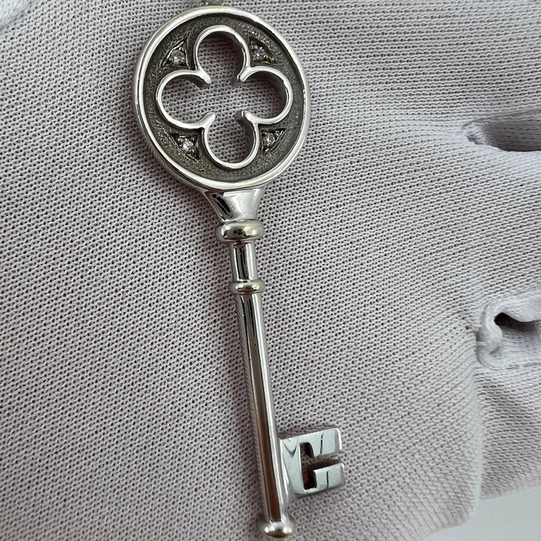 Rare Tiffany and Co. Diamond 4 Leaf Clover 18k White Gold Key Pendant ...