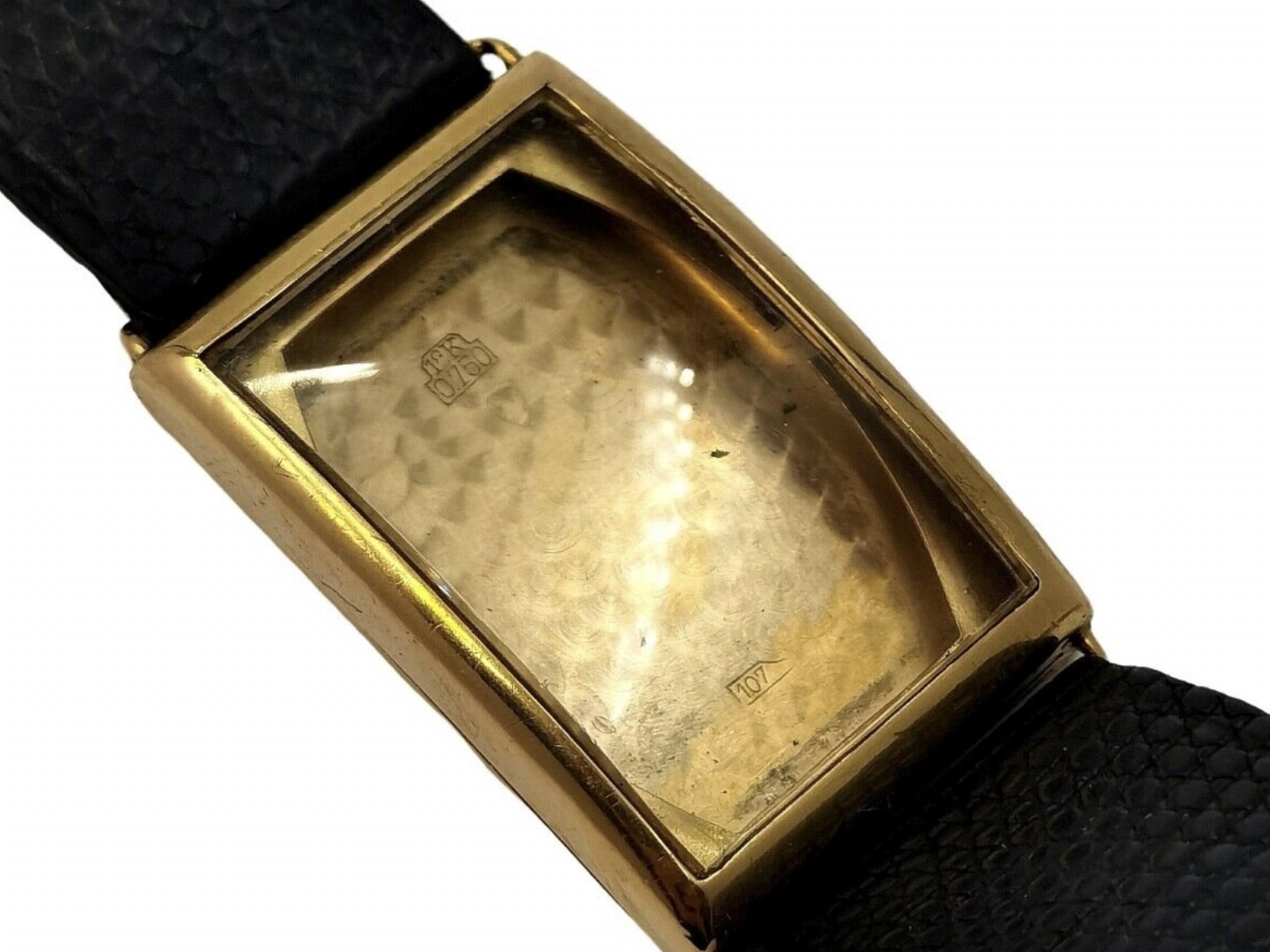 Rare Vintage 18K Gold WW2 Circa Watch For Sale at 1stDibs