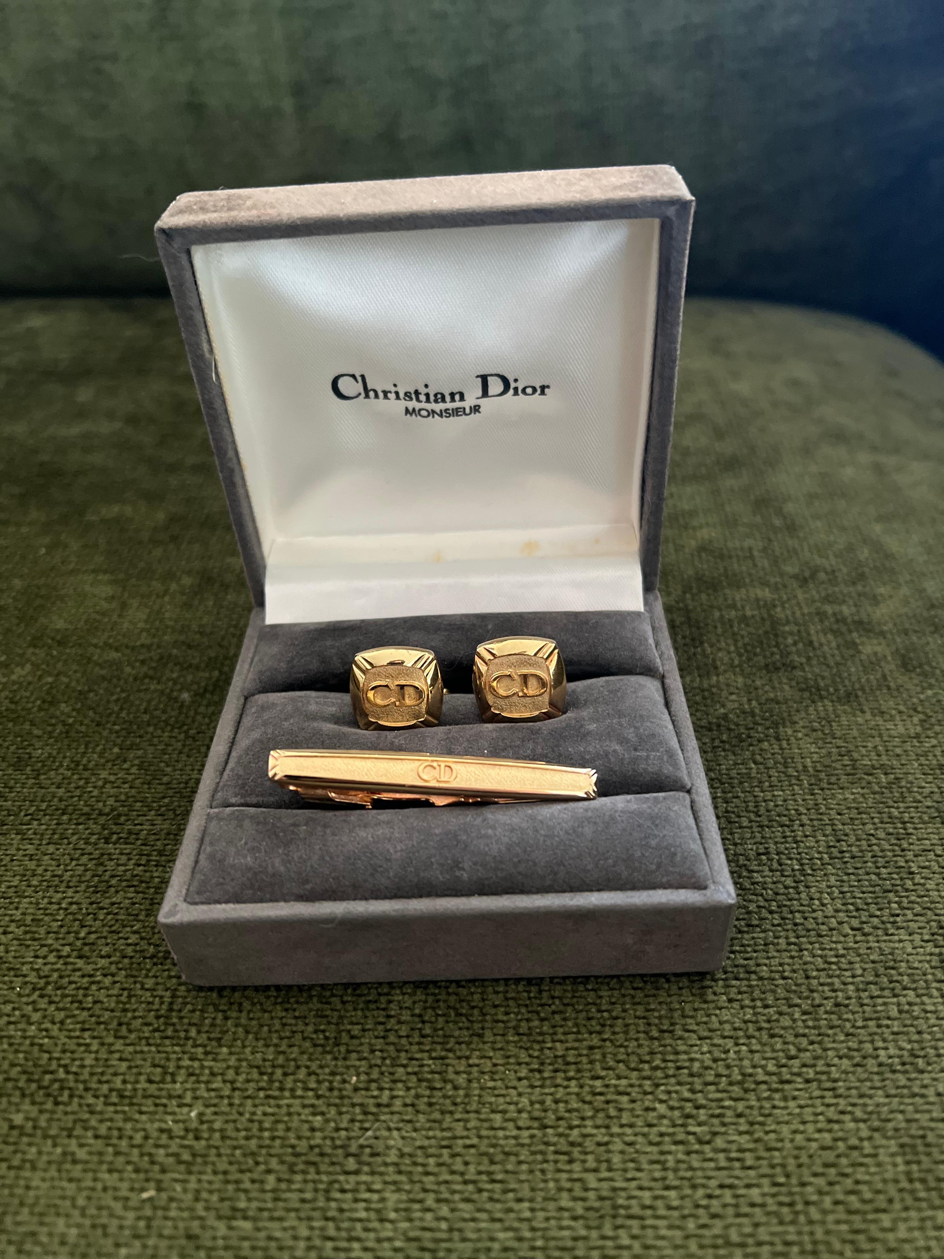 Rare Vintage Christian Dior Gold Plate Cufflinks Circa 1990 In Original Case For Sale at 1stDibs