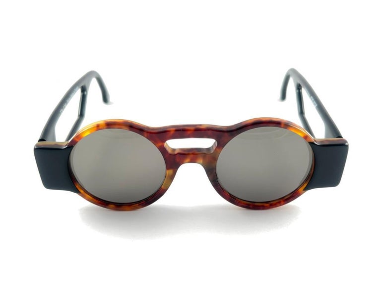 Rare Vintage Idc Small Black and Tortoise Round Sunglasses 1990'S Made ...