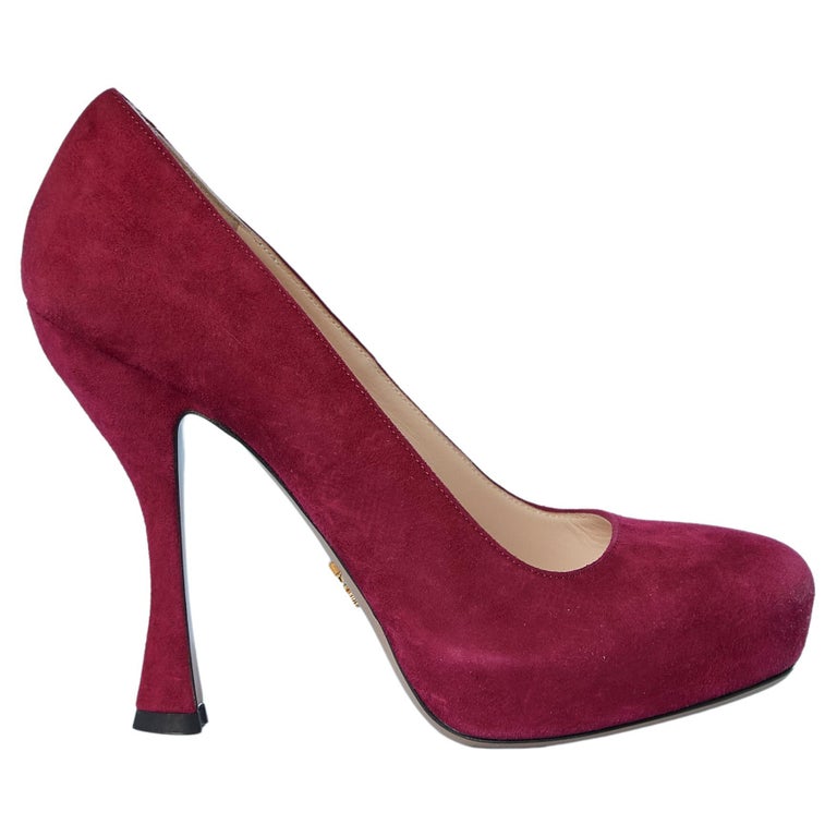 Raspberry suede pump Prada NEW For Sale at 1stDibs
