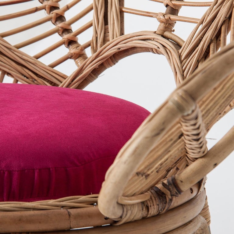 Rattan and Wicker Flower Shaped Chair For Sale at 1stDibs