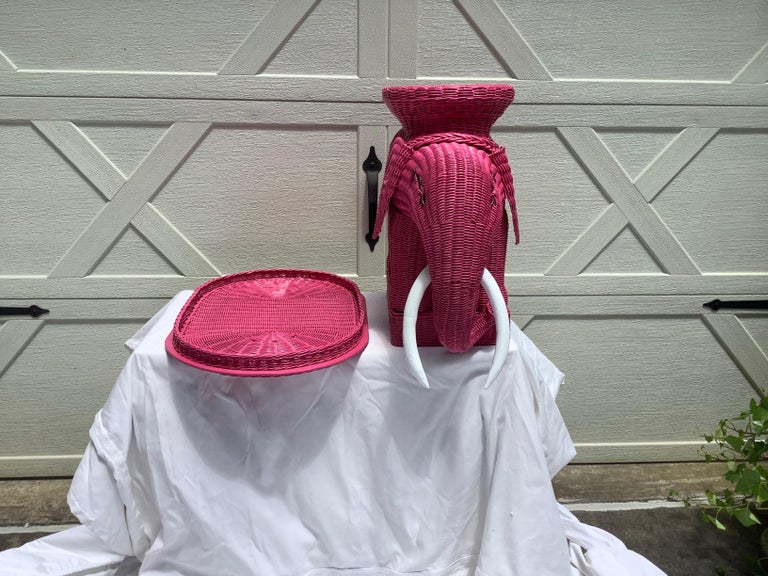 Rattan Elephant Tray Table For Sale at 1stDibs