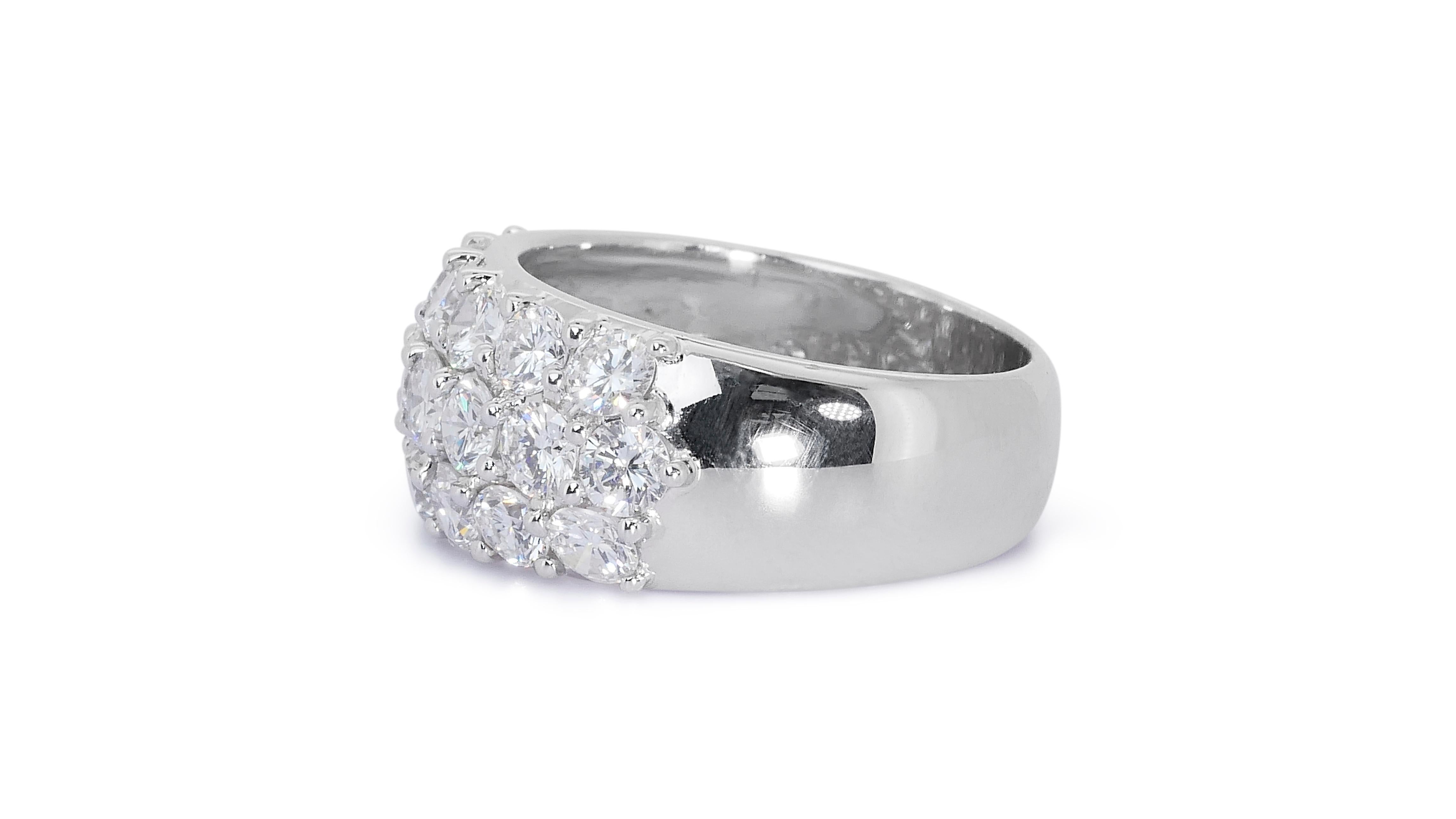 Ravishing 18k White Gold Dome Ring with 2.2 Ct Natural Diamonds IGI Certificate For Sale at 1stDibs