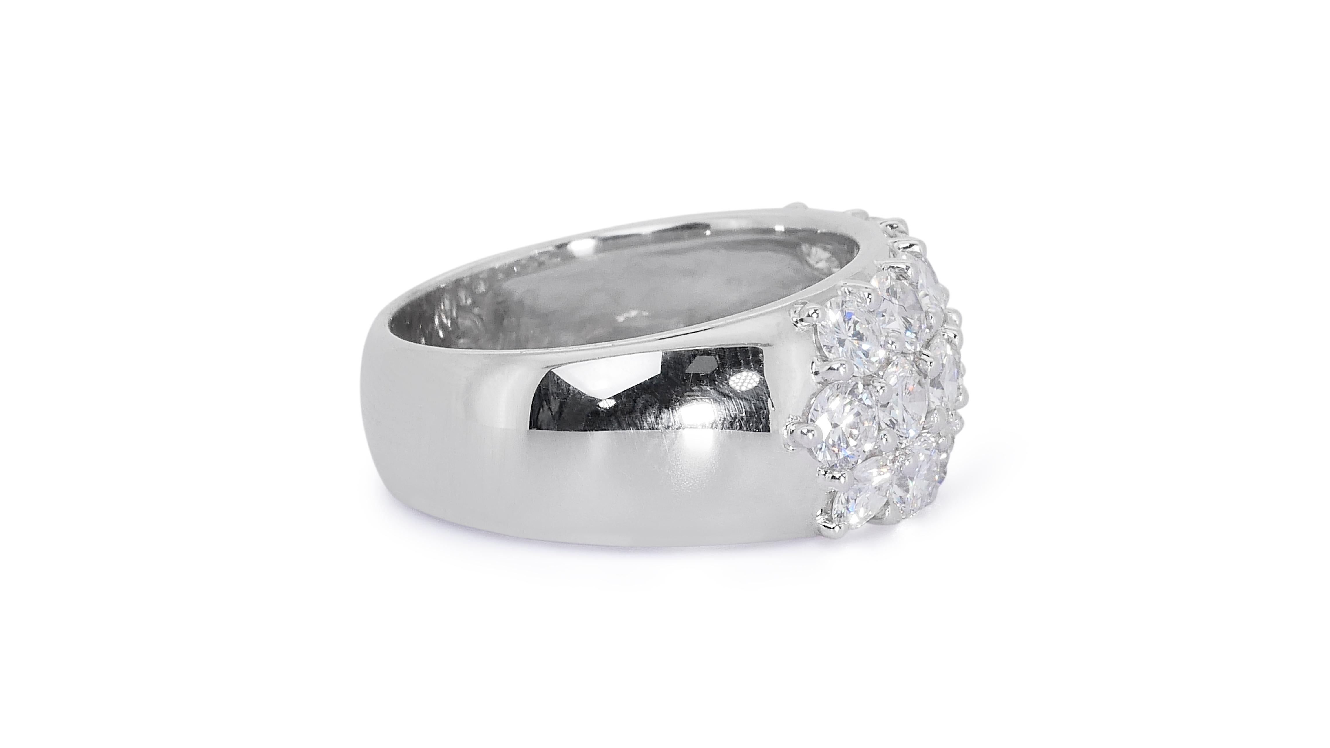 Ravishing 18k White Gold Dome Ring with 2.2 Ct Natural Diamonds IGI Certificate For Sale at 1stDibs