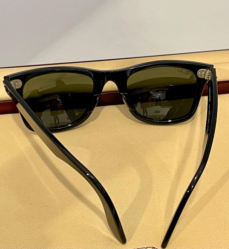 Ray-Ban RB2140 ORIGINAL WAYFARER CLASSIC Black/Green Classic For Sale at 1stDibs