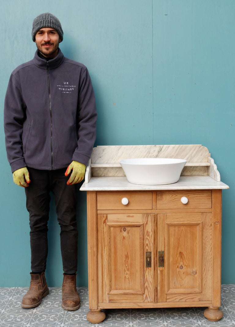 Reclaimed Carrara Marble Wash Basin For Sale at 1stDibs