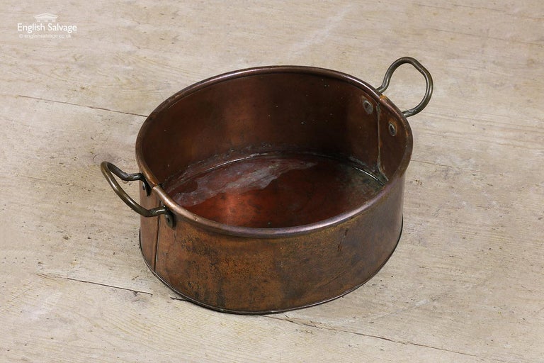 Reclaimed Oval Copper Pot with, 20th Century For Sale at 1stDibs