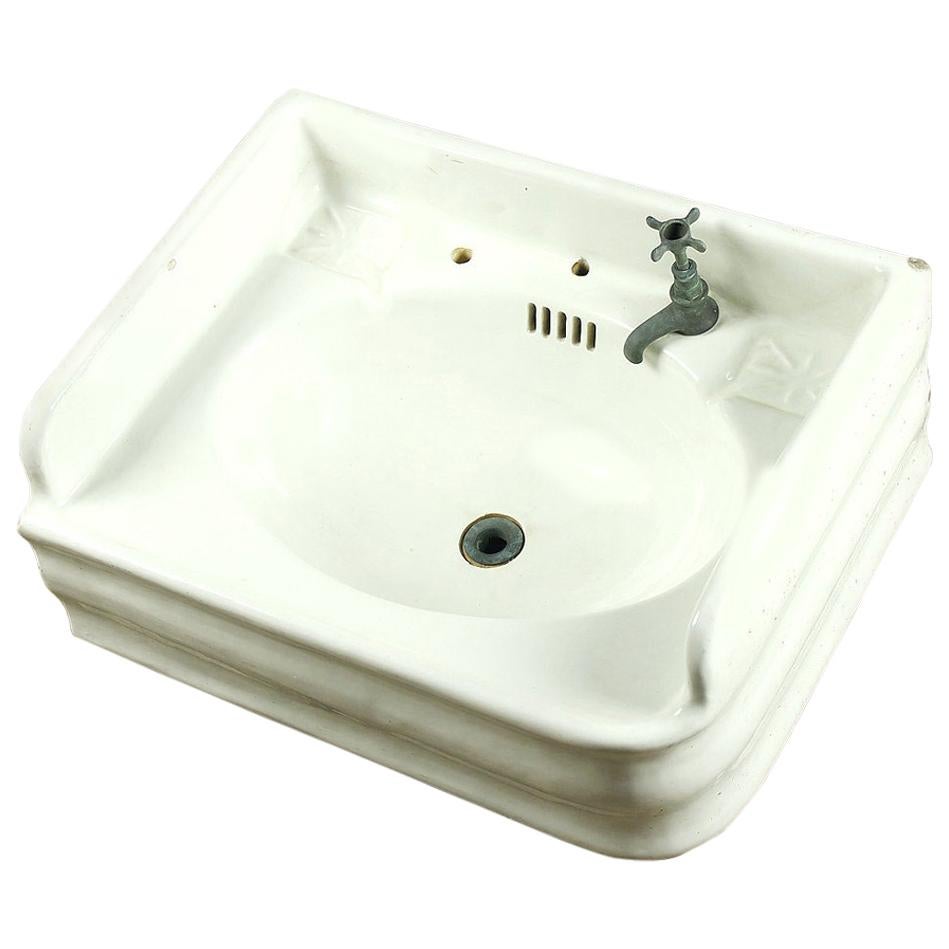 Reclaimed Shaped Victorian Sink or Basin, 20th Century For Sale at 1stDibs