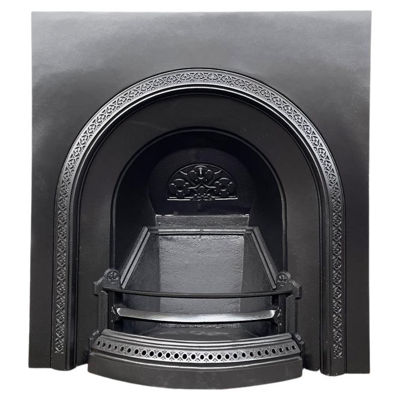 Reclaimed Victorian arched cast iron fireplace insert For Sale at 1stDibs