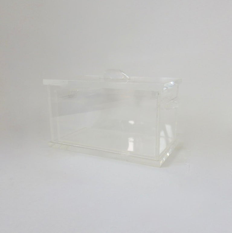 Rectangle form Lidded Lucite Ice Bucket For Sale at 1stDibs