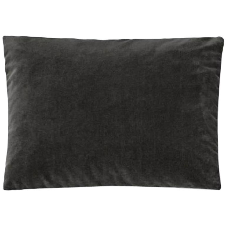 Rectangular Decorative Cushion in Dark Grey Velvet Molteni&C - made in ...