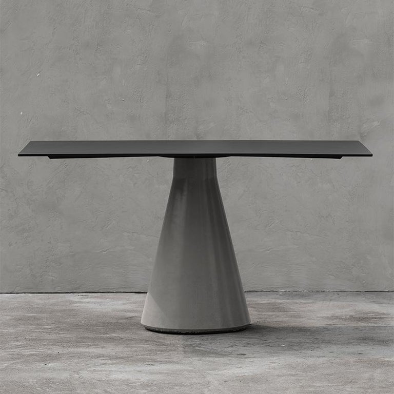 Rectangular Dining Table 'DING' Made of Concrete and Aluminum For Sale ...