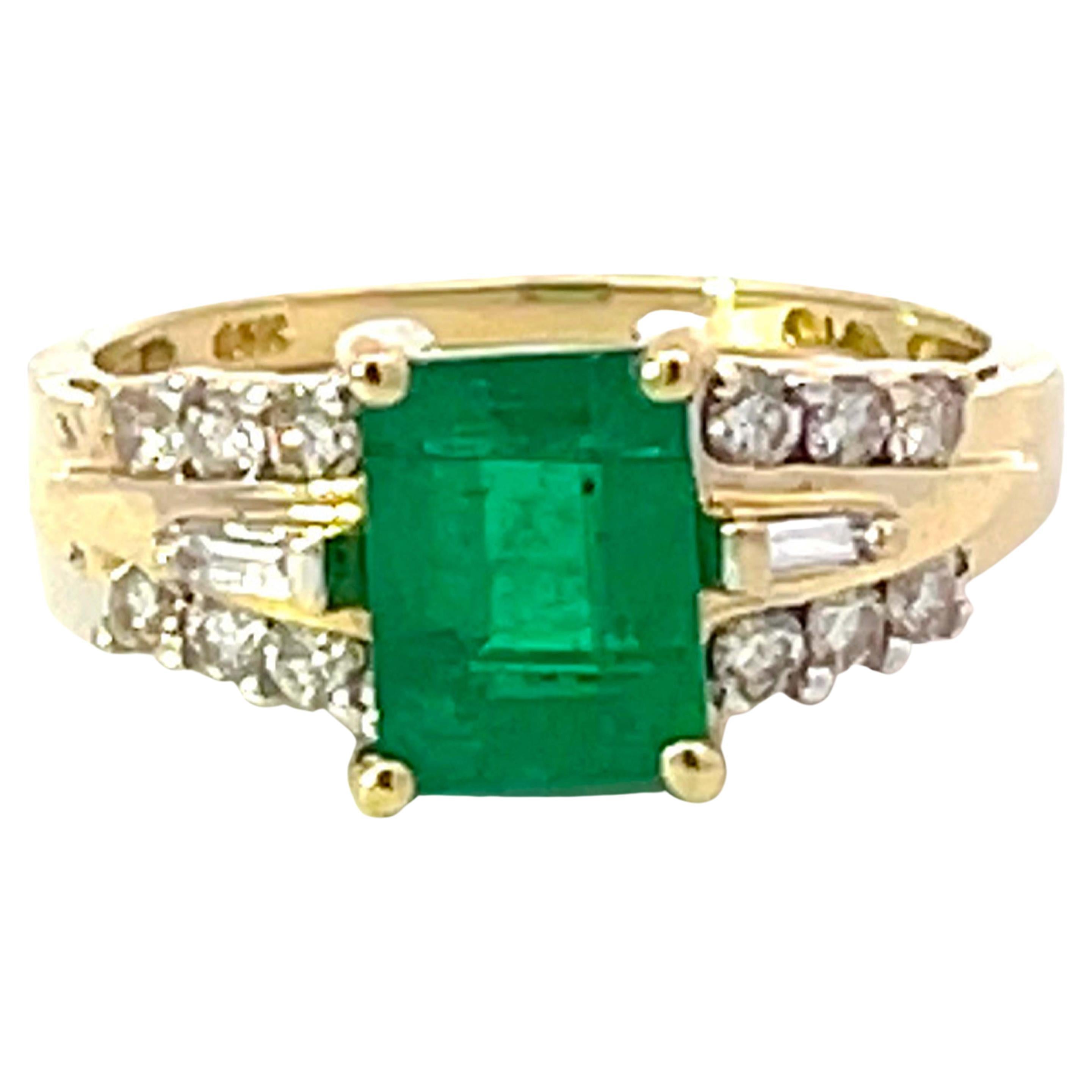 Rectangular Green Emerald and Diamond Band Ring in 14k Yellow Gold For ...