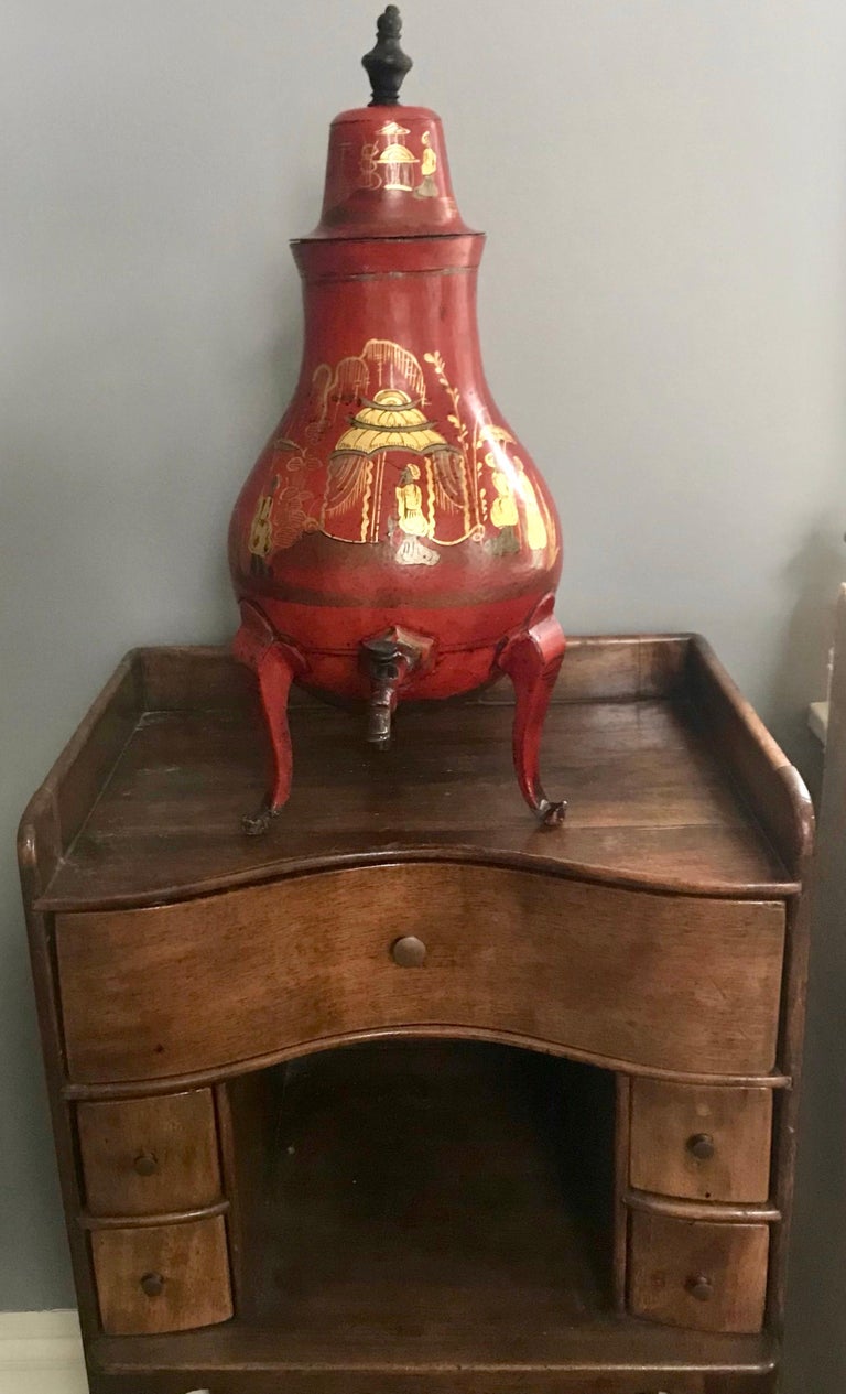 Red and Gilt Tole Chinoiserie Samovar For Sale at 1stDibs