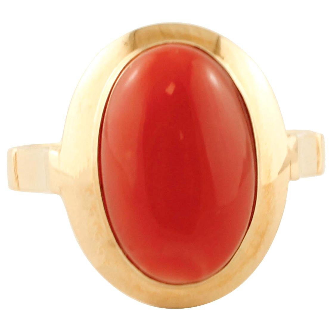 Red Coral, 18 Karat Yellow Gold Classic Retro Ring at 1stDibs