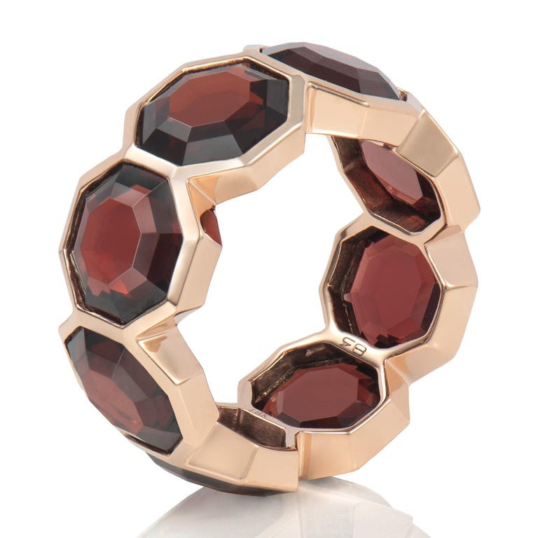 Customizable Red Garnet Russell Ring in 18 Karat Rose Gold For Sale at ...