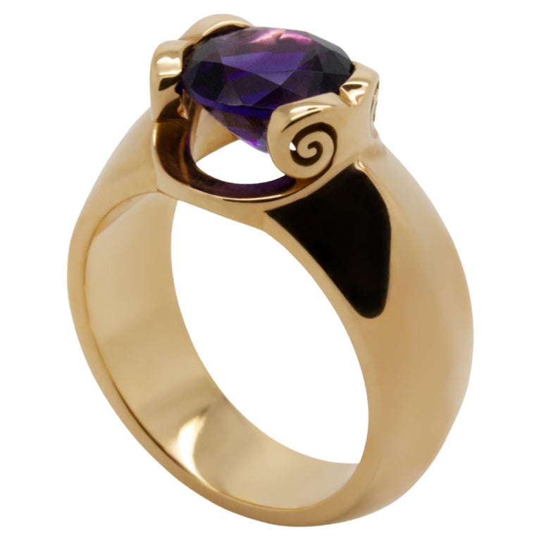 Red Golden Ring with Amethyst Regina by Maroeska Metz For Sale at 1stDibs