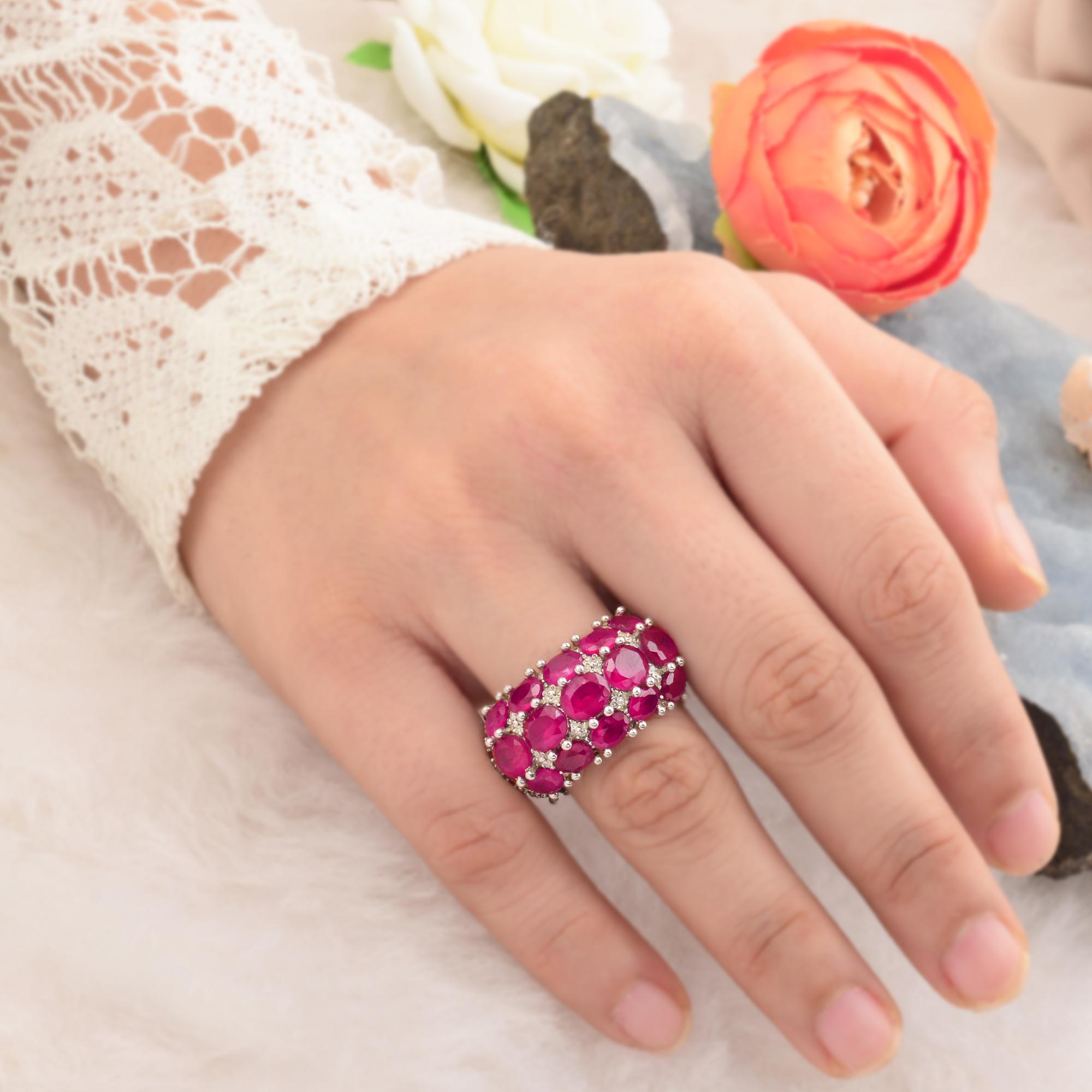 Red and Green Gemstone Eternity Band Ring Silver Diamond 18 Karat Gold Jewelry For Sale at 1stDibs