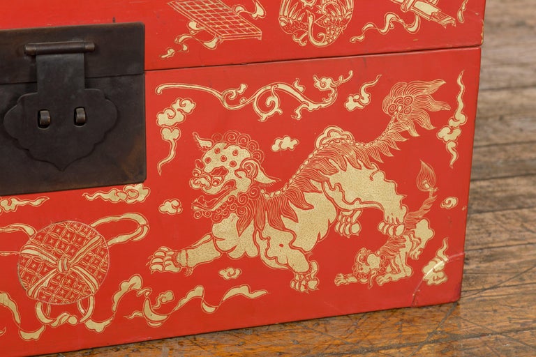 Red Lacquered Chinese Blanket Chest with Gilt Motifs and Guardian Lions ...