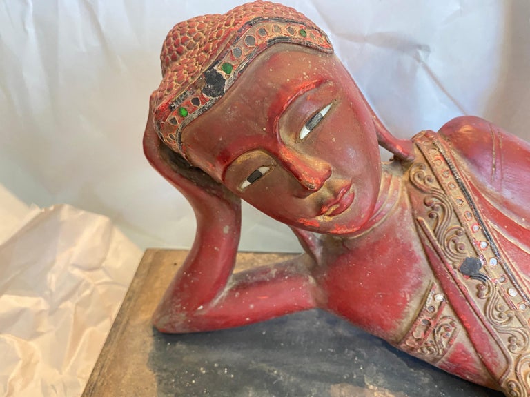 Red Lacquered Wooden Nirvana Buddha on Stand For Sale at 1stDibs