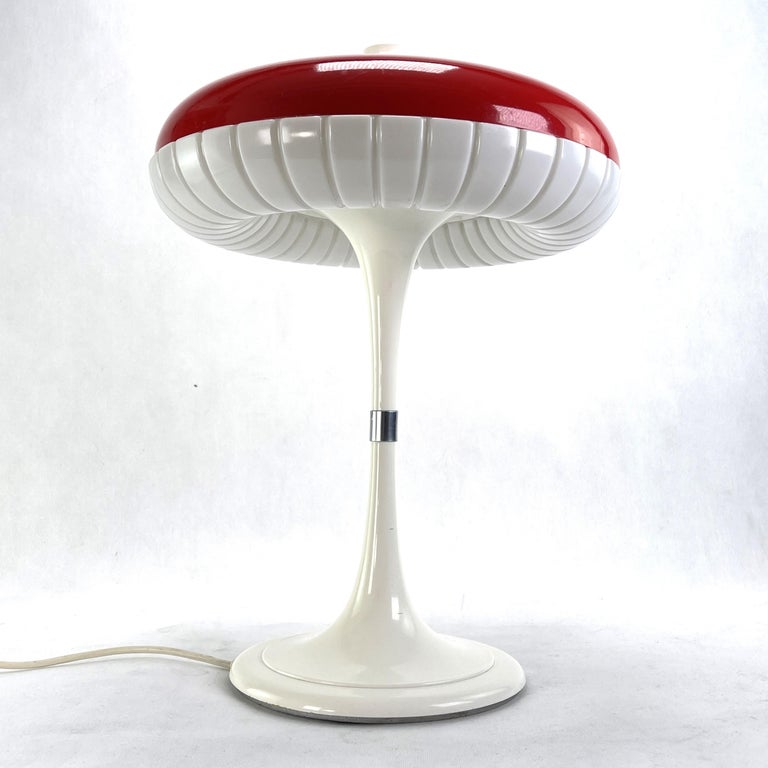 Red Vintage Mushroom Desk Lamp from Siemens, Modell Siform, 1960s For ...