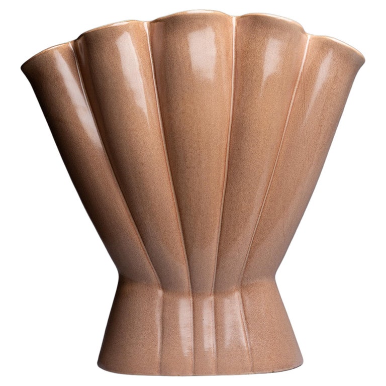 Red Wing Pottery Mid-Century Modern Vase For Sale at 1stDibs | red wing ...