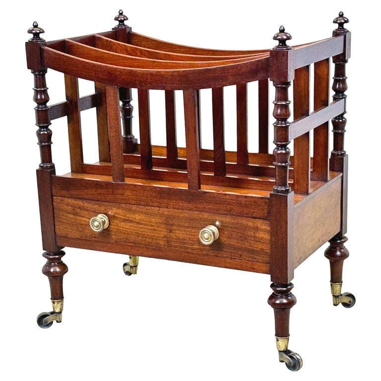 Regency-Boot-Form-Boot aus Mahagoni aus Canterbury im Angebot bei 1stDibs