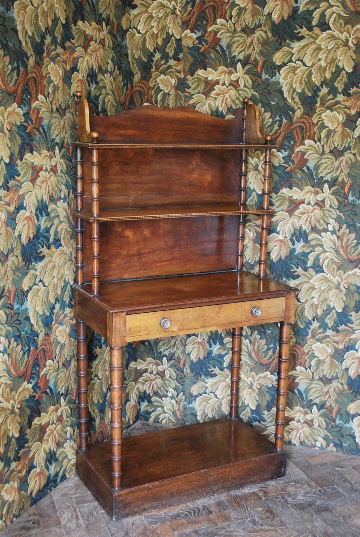 Regency open bookcase For Sale at 1stDibs