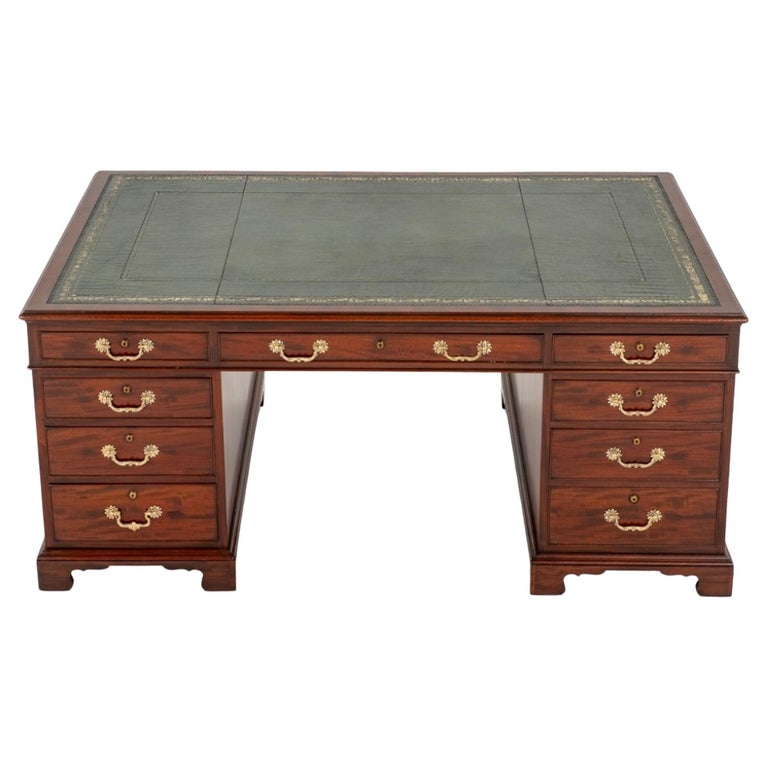 Bureau Regency Partners Acajou Période Antique En vente sur 1stDibs