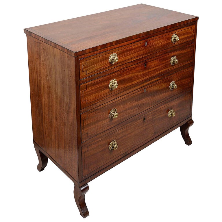 Regency Period Mahogany Chest of Drawers, circa 1820 For Sale at 1stDibs