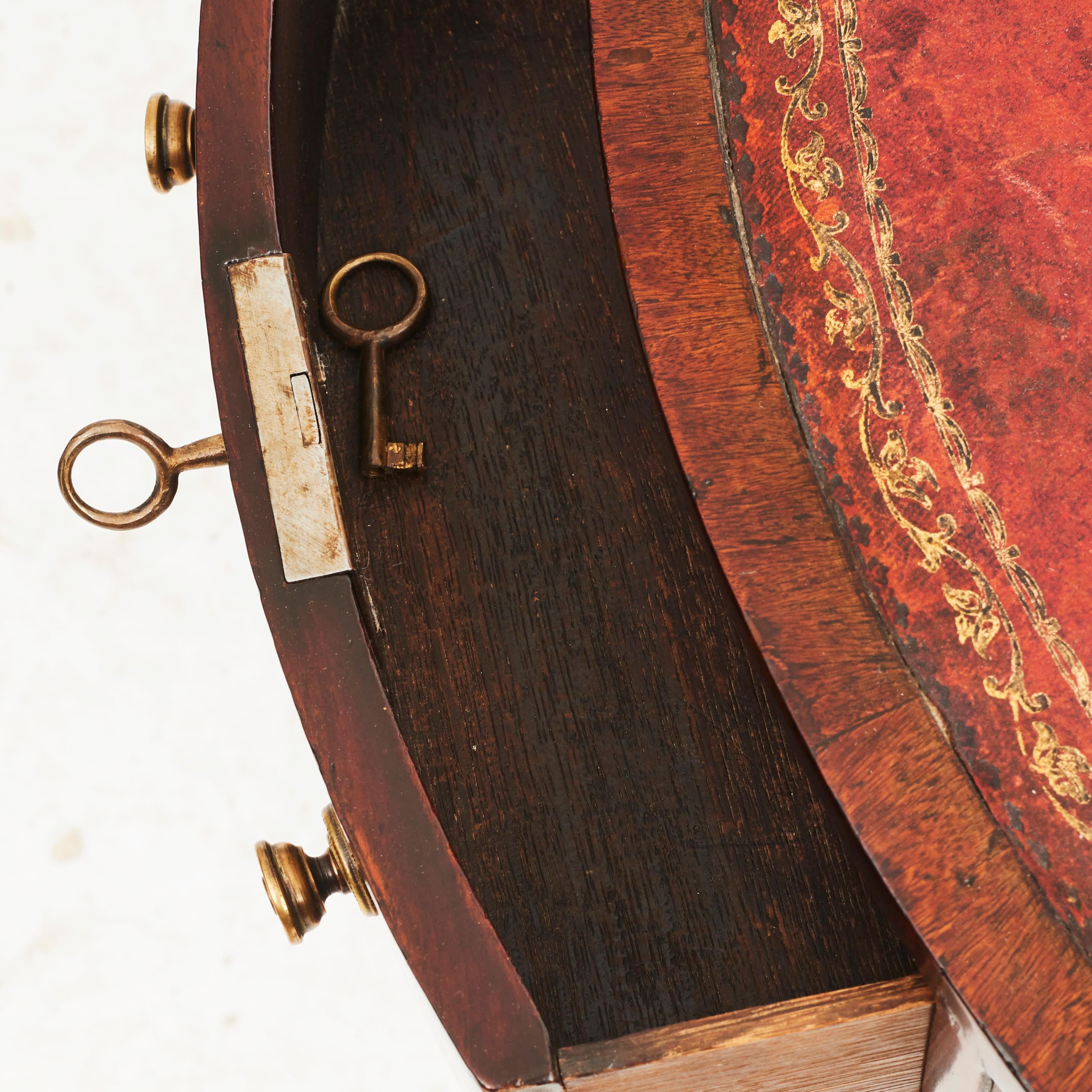 Regency Revolving Mahogany Drum Table, England, 1810-1820 at 1stDibs