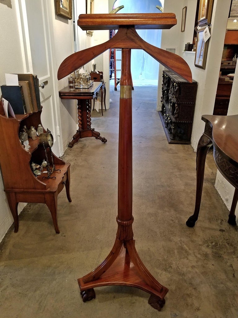 Regency Style British Walnut Clothes Rack or Coat Stand For Sale at 1stDibs