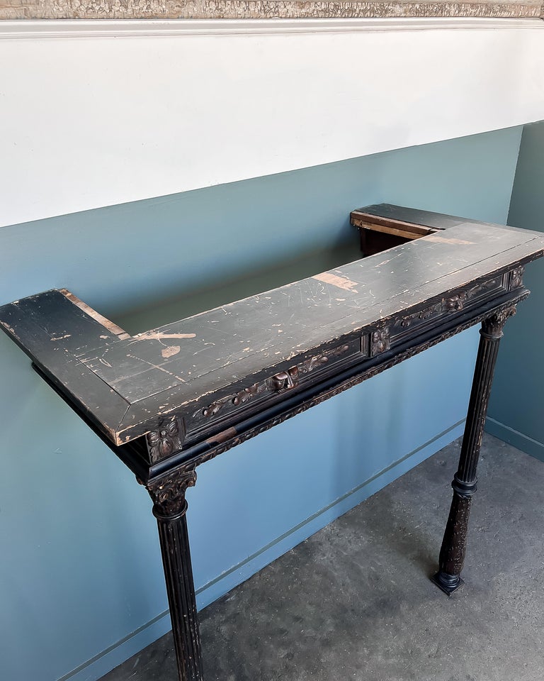 Regency Style Fireplace Mantel and Columns For Sale at 1stDibs