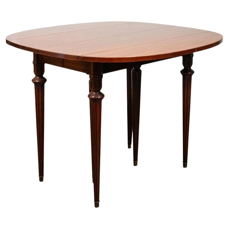 Regency Style Mahogany Drop Leaf Dining Table For Sale at 1stDibs