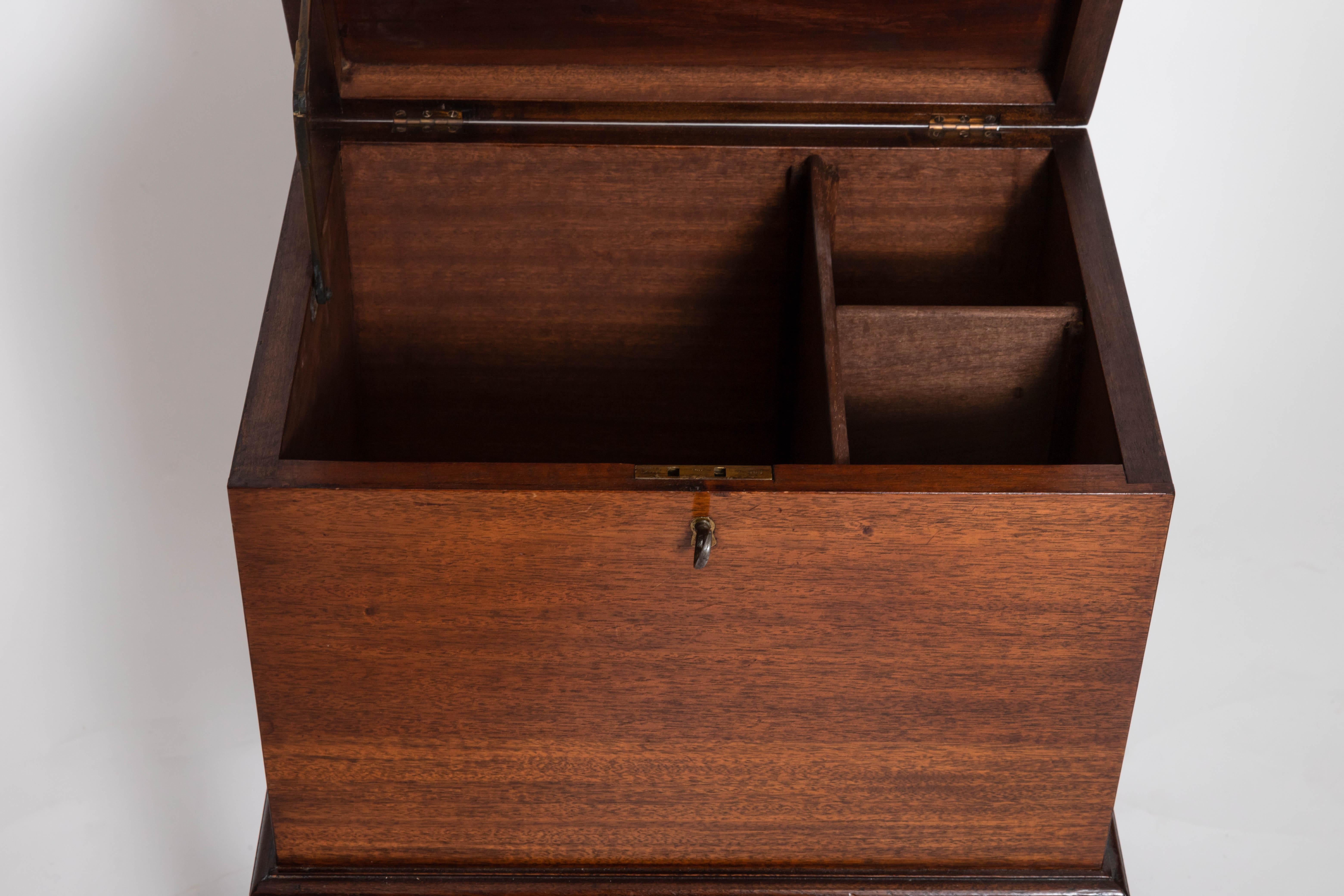 Regency Style Mahogany Wine Cellarette on Stand For Sale at 1stDibs ...