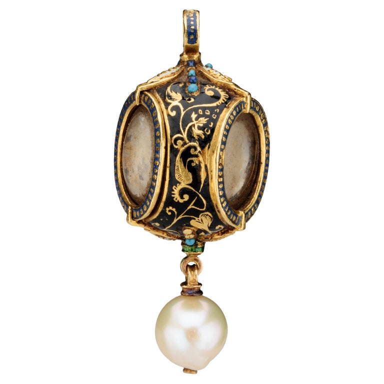 Renaissance Reliquary Pendant with Pearl and Enameling For Sale at 1stDibs