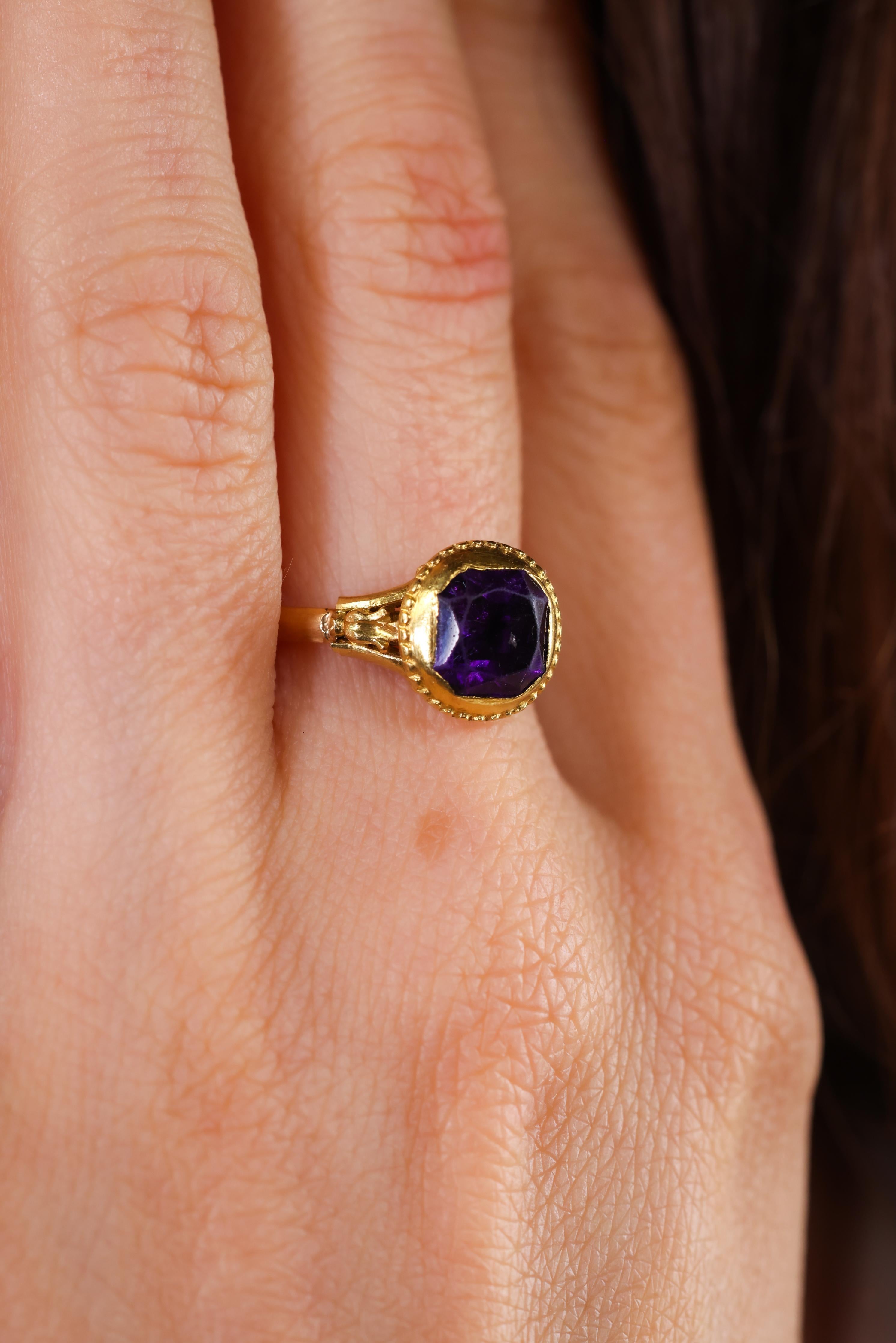 Renaissance Revival Amethyst Yellow Gold Ring For Sale at 1stDibs