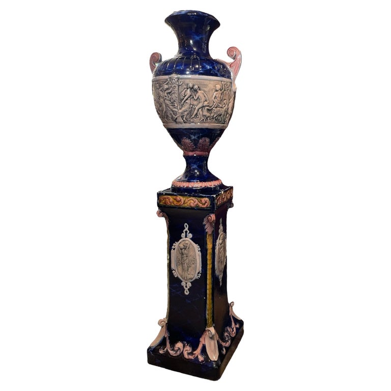 Renaissance Revival Set Of Amphora And Pedestal For Sale at 1stDibs