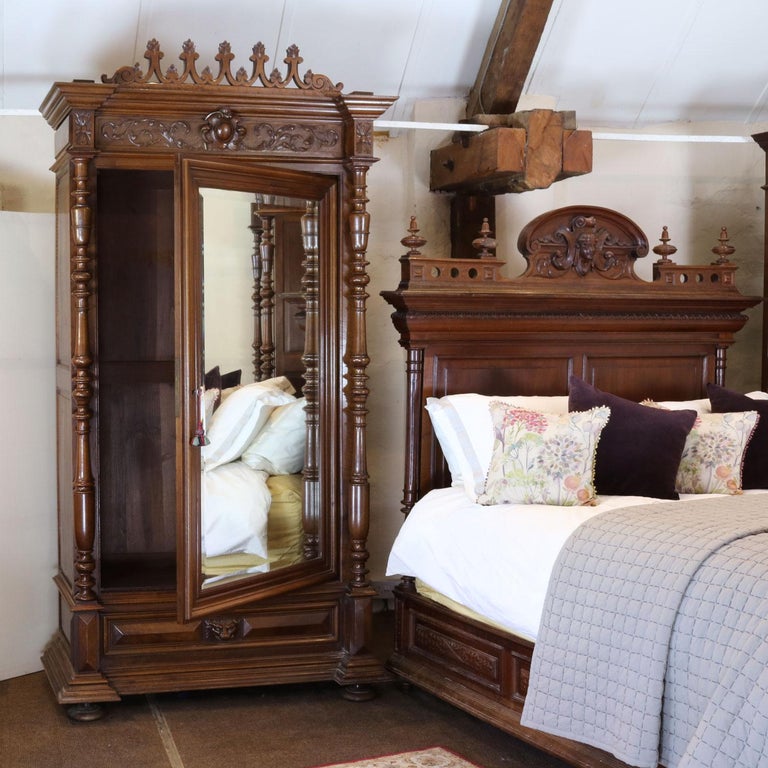 Renaissance Style 3 Piece Bedroom Suite WK148 For Sale at 1stDibs ...