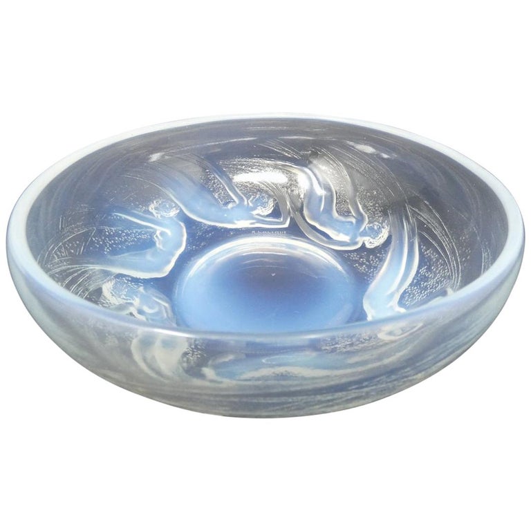 Rene Lalique Glass Opalescent Ondines Bowl For Sale at 1stDibs