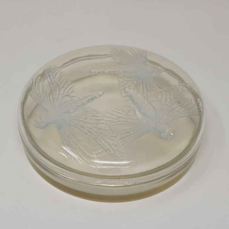Rene Lalique Opalescent Glass 'Libellules' Box For Sale at 1stDibs