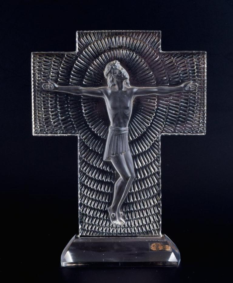 Rene Lalique, rare and early sculpture of Christ on the cross. 1930s ...