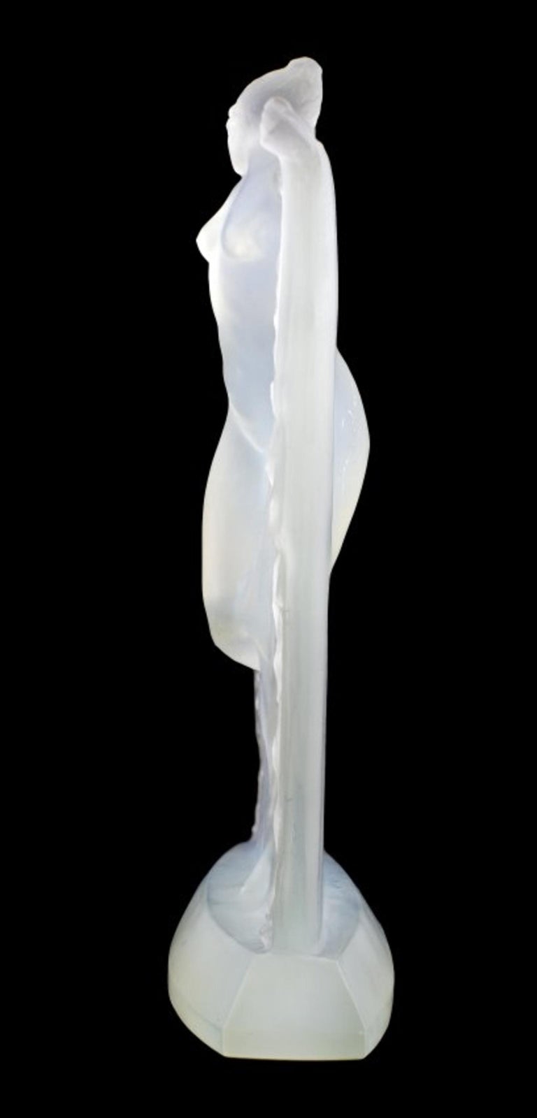 René Lalique 'Suzanne' Opalescent Glass Statuette For Sale at 1stDibs