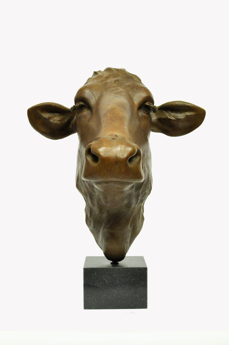 Renée Marcus Janssen - Aleida Blaarkop sculpture contemporaine en bronze représentant une vache ...