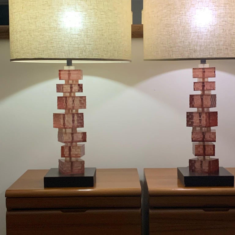 Rennaissance 2000 Pink Lucite Table Lamps, a Pair For Sale at 1stDibs